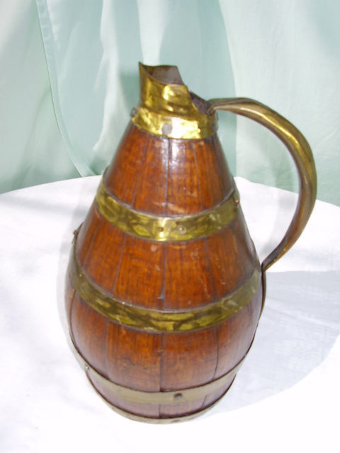 Antiques Atlas - BRASS & OAK CIDER JUG
