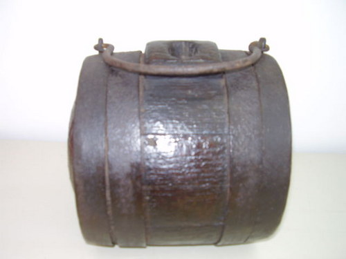 Antiques Atlas - ANTIQUE OAK COSTREL