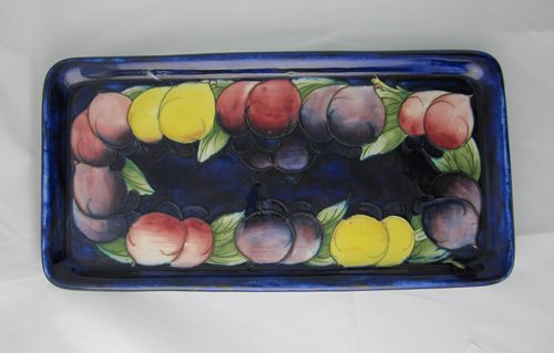 Antiques Atlas - Moorcroft Plum Wisteria Tray C1940-50